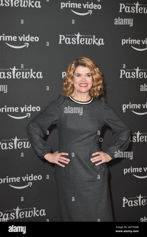 Anke Engelke bei PASTEWKA – Premiere zur 10. und letzten Staffel im Zoo ...