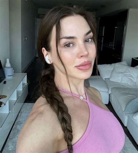 Anfisa Arkhipchenko Age Net Worth Husband Family Height