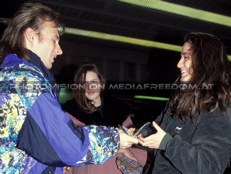 Im Regen 11 Jonasreindl Thomas Forstner Fantreff