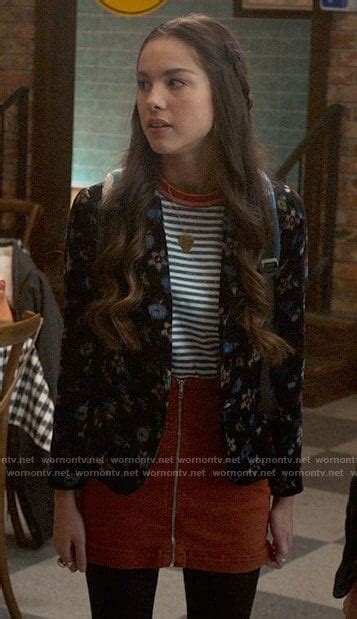 Nini Outfits And Fashion On High School Musical The Musical The Series