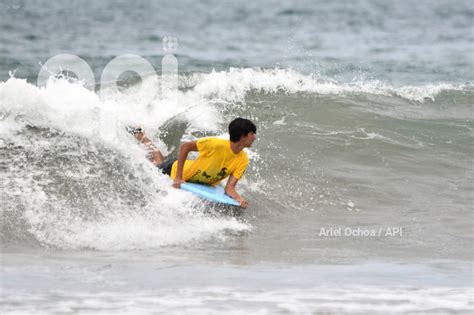 Fotografías Sociedad Manta Surf Turismo Emergencia Nacional