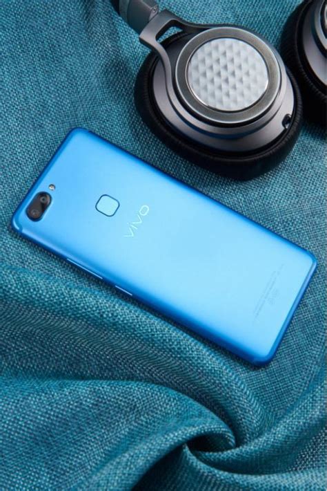 Vivo X20最新配色，顏值最高最貼心的「藍朋友」 每日頭條