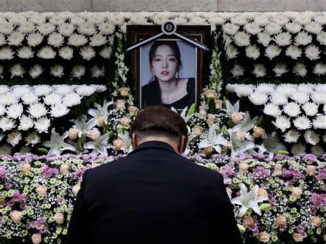 元「kara」ハラさんの自殺、リベンジポルノ厳罰論議呼ぶ（ブルームバーグ）