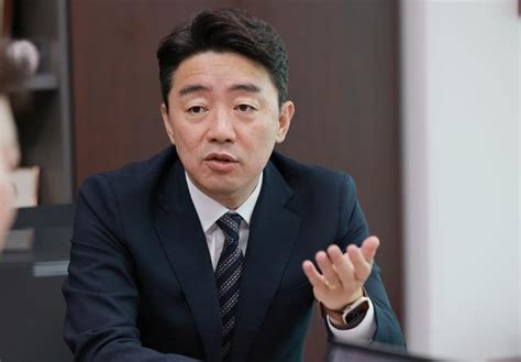 단독 이재명 리스크 속 베트남행野 강훈식 의원 등 20여명 외유성 출장종합 아주경제