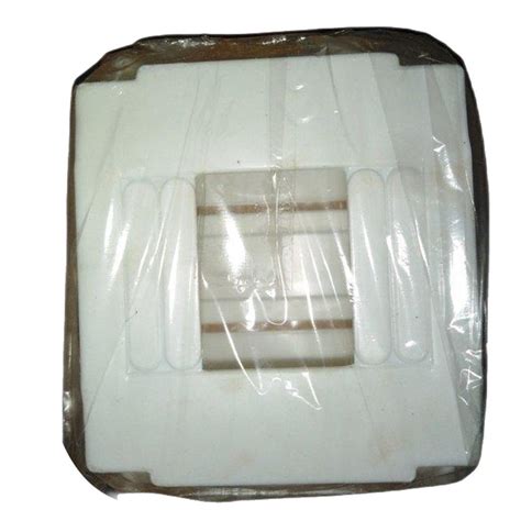 Single Door 4 Way Mcb Box Board Tpn At Rs 360 In Pune Id 26606825388