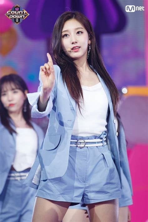 안무도중 스스로 꽃가루 뿌리는 러블리즈 인스티즈 instiz 이슈 카테고리