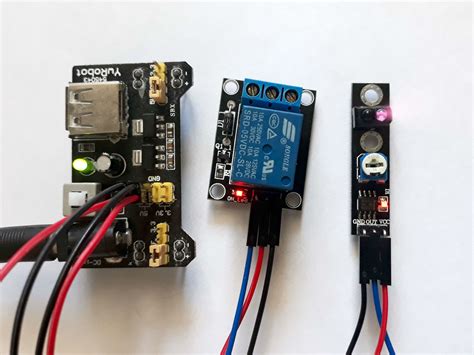 Releu Cu Senzor De Lumină Construit Cu Module · One Transistor [ro]