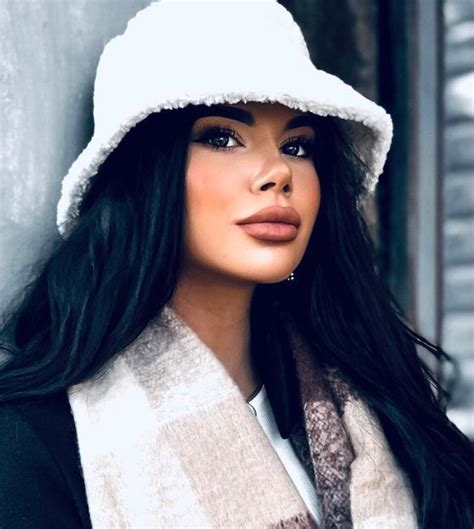 Karl Lagerfeld Klobouk Chlupaček Teddy Velké Logo Z K Lagerfeld Chodov Aukro