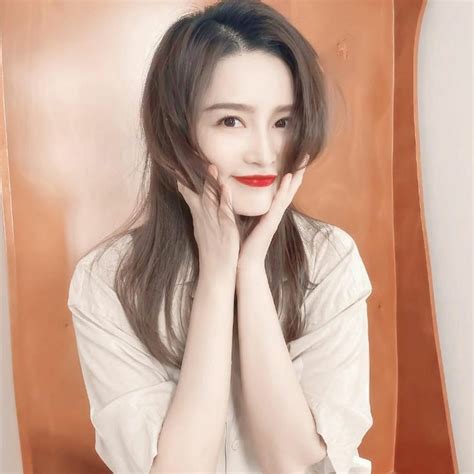 Ghim Của Michael J Trên Li Qin