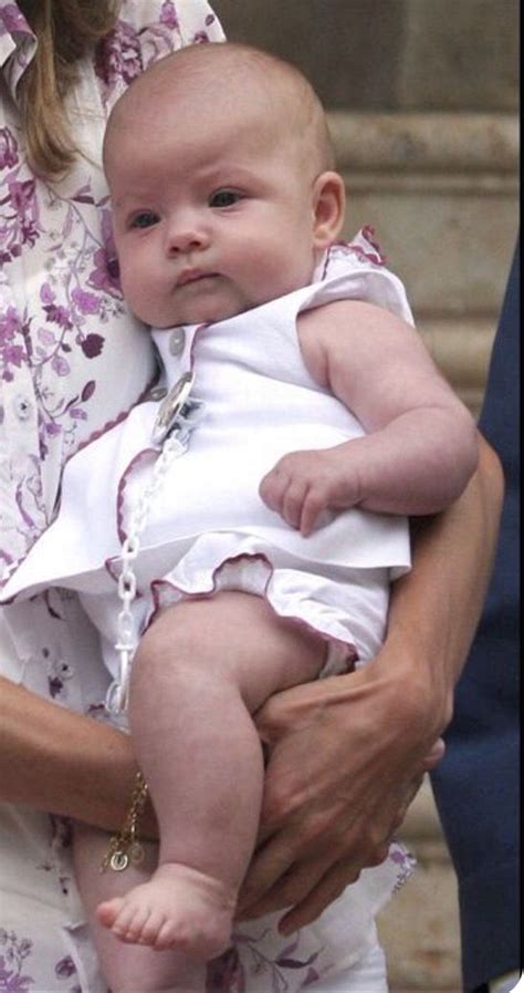 Pin De Amparo Sorolla Limonge En Princesa Sofía Infantas Leonor Y Sofia Sofía De España