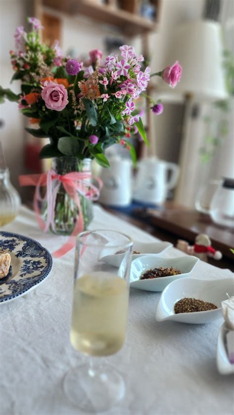 꽃피어라 상표등록 죽전꽃집 분당꽃집 수지꽃집 죽전꽃배달 분당꽃배달 수지꽃배달 죽전어버이날 최대한 알록 달록 화려하게 회장님 꽃다발 Piora Flower