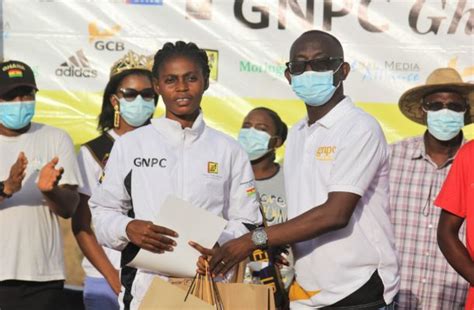 Kate Agyeman And Edwin Gadayi Steal Show At Gnpc Ghanas Fastest Human