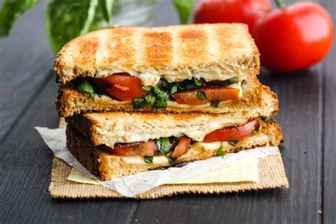 The Right Way To Cut A Sandwich Food Fanatic