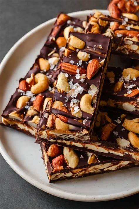Dark Chocolate And Sea Salt Nut Bars Easy Recipe Cookbakeshare
