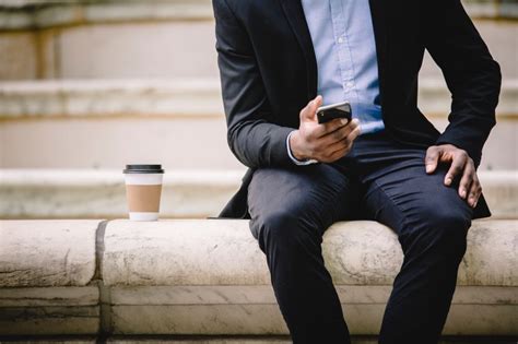What To Do When A Girl Or Guy Doesn T Text You Back Tips To Get Faster Reply Trending Us