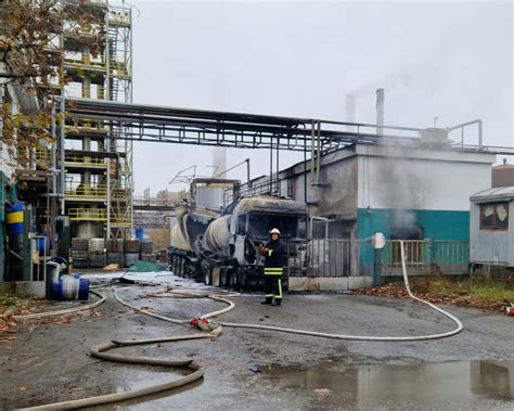 Инцидент с цистерна в завод “Лубрика” загинал е служител Община Русе