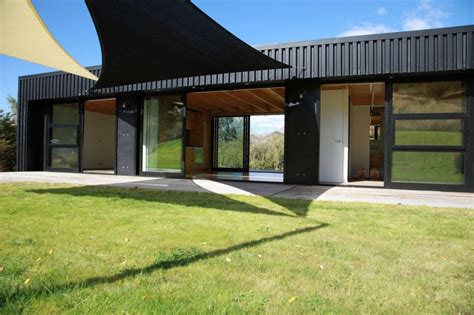 Steel Frame Transportable Prefab Home By Bachbox New Zealand Modern