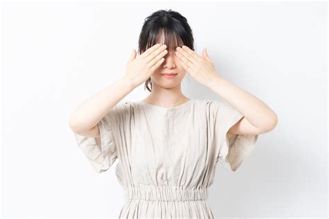 意見を曲げない「自分はすべて正しいと思い込む人」に共通する 3つの特徴”