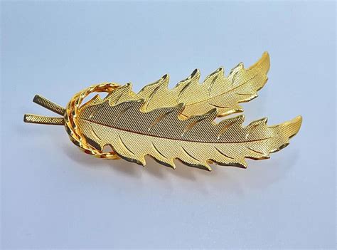 Vintage Pin Brooch Gold Toned Leaves Used Etsy