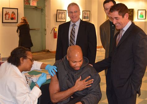 Senator Klein Hosts Free Flu Vaccine Event In Riverdale