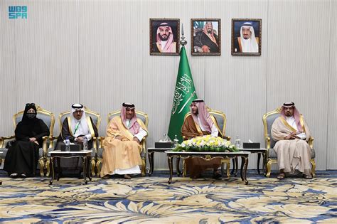 عام سمو محافظ الطائف يلتقي بوفد لجان مجلس الشورى المتخصصة
