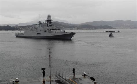 Iniziata La Campagna Di Nave Carabiniere Verso L Australia E Il Sud Est