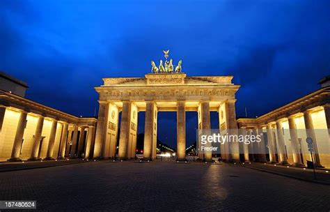 Brandenburg Arch Photos And Premium High Res Pictures Getty Images