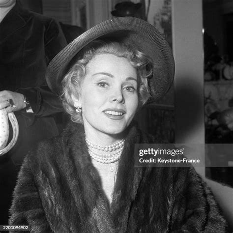 Portrait De Zsa Zsa Gabor Le 11 Mai 1954 News Photo Getty Images