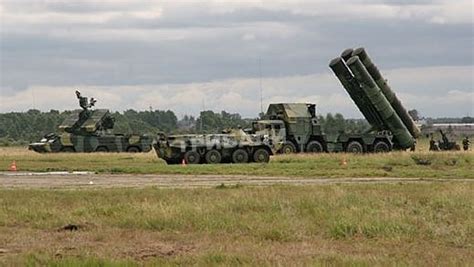 Русия доставя на Сирия зенитно ракетни комплекси С 300
