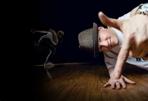 How To Do A Headspin Free Headspin Guide BBOY Dojo