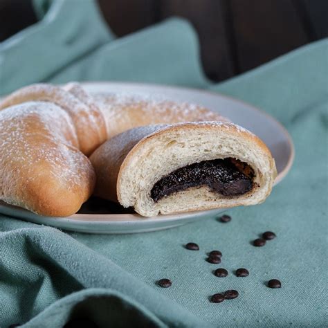 Corn Cu Cremă De Cacao 100g Brutăria Mado