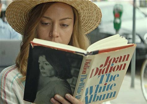 Stream Aubrey Plazas Best Dark Comedy Ingrid Goes West Free On Tubi