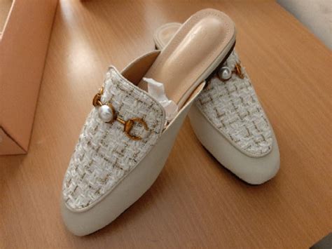 Slip On หนังสีครีมสไตล์คุณหนู Gloss Store69 Thaipick