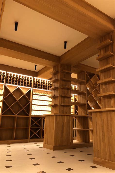 Винный погреб с климатической системой Friax Wine Interior Дизайн