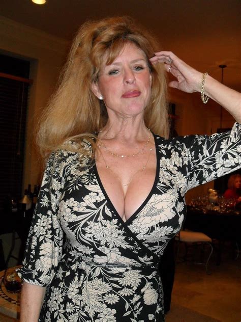 Massive Rack Scrolller