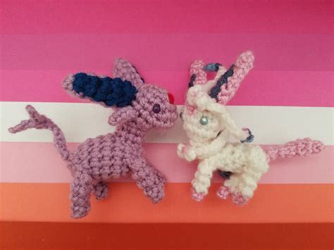 Who Do You Choose Could You Please Do Lesbian Espeon And Sylveon D