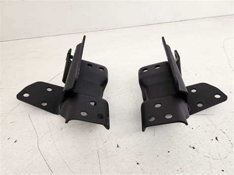 02 04 Ford F250 F350 4x4 Front Leaf Spring Blocker Beam Frame Brackets Pair For Sale Emgcartech