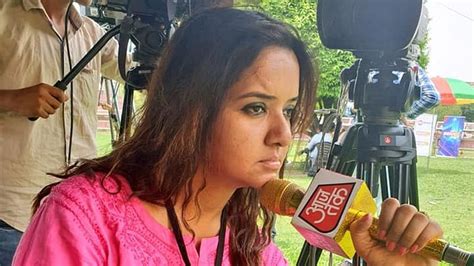 आज तक मुर्दाबाद आजतक की पत्रकार को एंटी कंगना रिपोर्टिंग पड़ी भारी