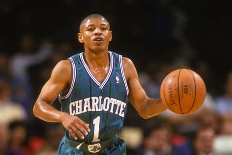 Could Nba Legend Muggsy Bogues Actually Dunk Fanbuzz