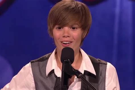 Justin Bieber A Girl ~ Fashion And Styles