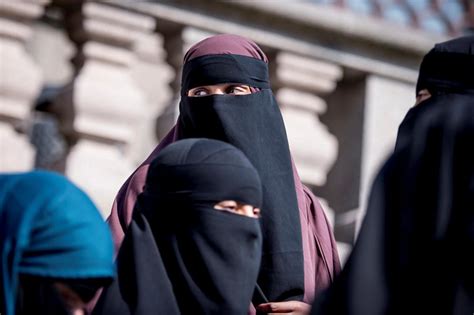 First Woman Fined In Denmark For Wearing Full Face Veil