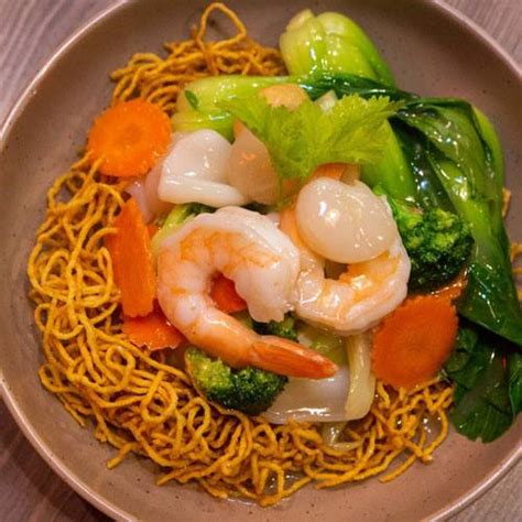 Mixed Seafood Chow Mein Ka Chow Asian Kitchen