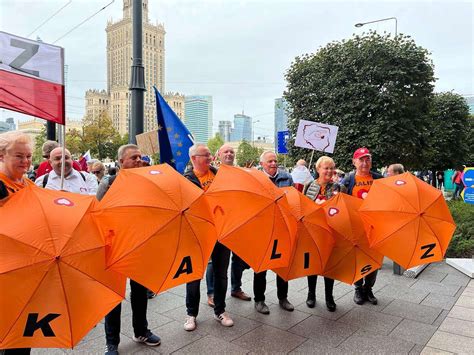 Calisia Pl Kaliszanie Na Marszu Miliona Serc W Warszawie