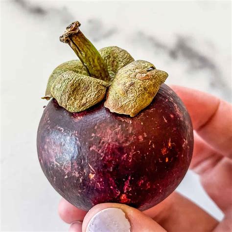 How to Eat Mangosteen - This Healthy Table