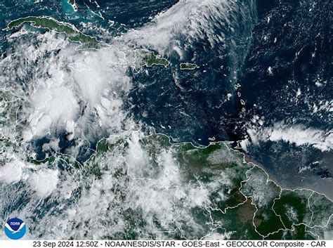 Southeast Us Under Major Storm Warning As Hurricane Watch Issued For