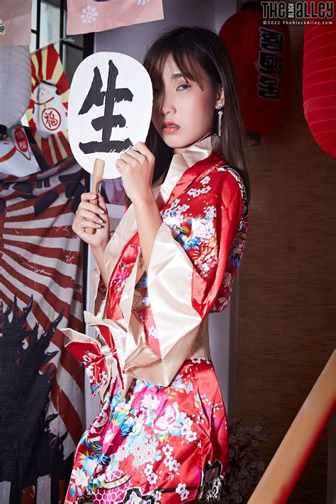 The Black Alley Miyo Set 03