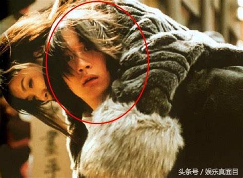 22年前黄磊年仅24岁与张国荣飚戏帅出了一个新高度 搜狐