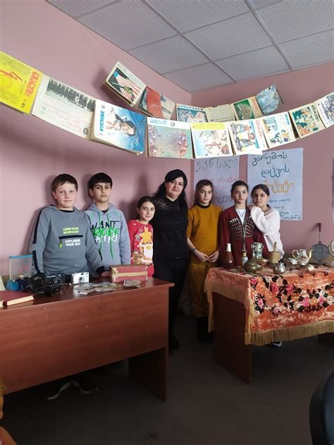 ბოსლების საჯარო სკოლის მოსწავლეებმა მივიწყებული ნივთების გამოფენა