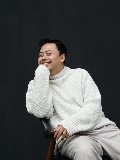 About Eugenio Hendro