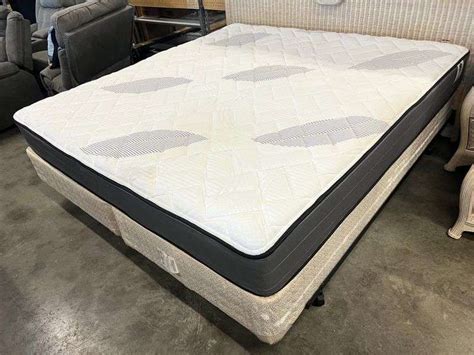 King Size Mattress And Box Spring Set Auctionology Llc